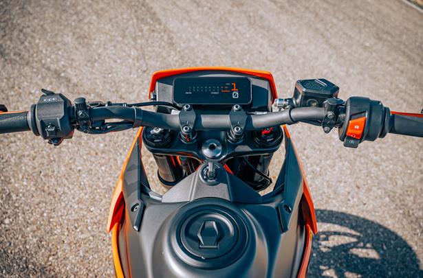 KTM launch single-cylinder 390 SMC R and 125 SMC R for 2025