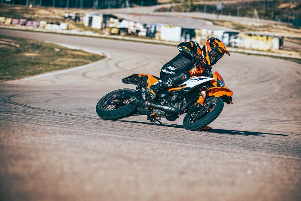 KTM launch single-cylinder 390 SMC R and 125 SMC R for 2025