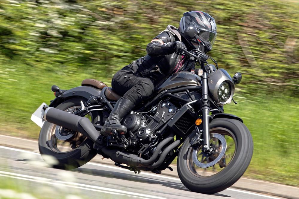 Expert guide to nearly new middleweight motorbikes