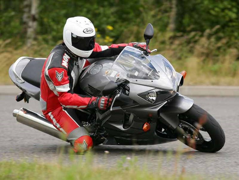 HONDA CBR600F (2000-2007) Review | Speed, Specs & Prices