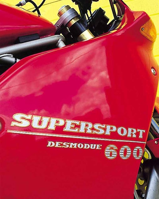 DUCATI 600SS (1993-1999) Review | Speed, Specs & Prices