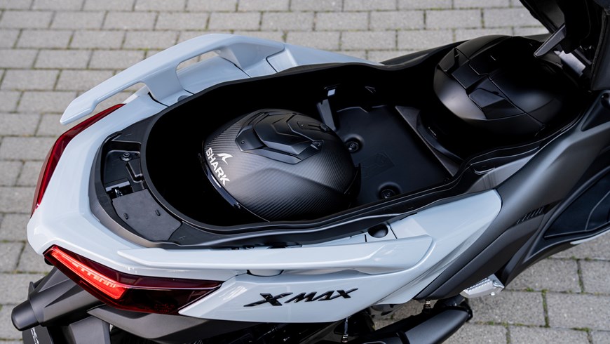 Yamaha XMAX 125 and 300 scooters given tech-heavy update