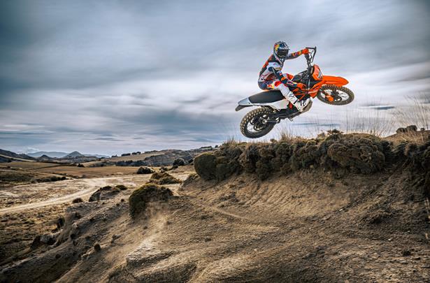 KTM announce smaller-capacity 390 and 125 Enduro R models
