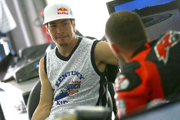 Hayden happier with 800