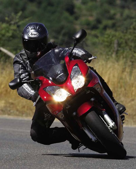 2001-2012 HONDA VFR800 VTEC Review: Specs and Prices