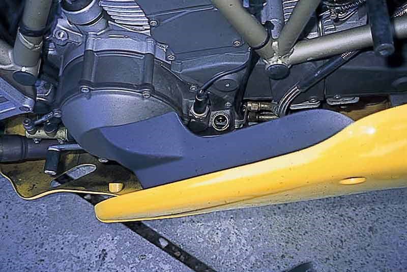 DUCATI 900SS (1990-2002) Review | Speed, Specs & Prices