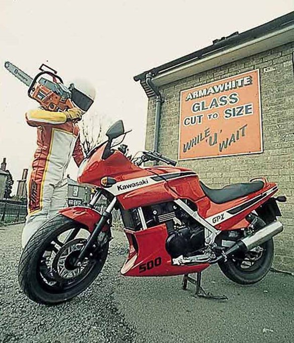 KAWASAKI GPZ500 (1987-2004) Review | Specs & Prices