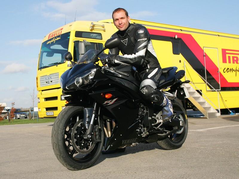 Richards takes Superstock ride