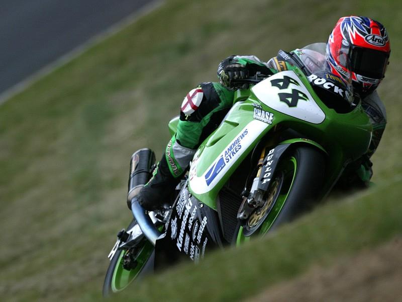 Smart returns to Hawk