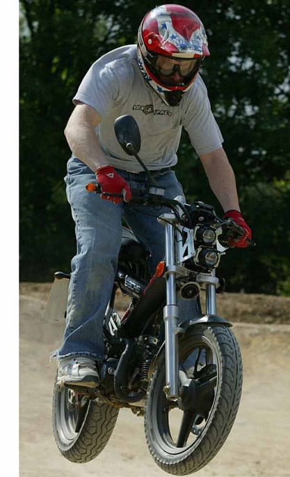 SACHS MADASS 125 (2005-on) Review | Speed, Specs & Prices