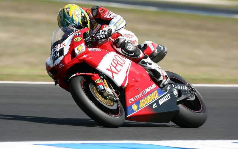 Bayliss on pole