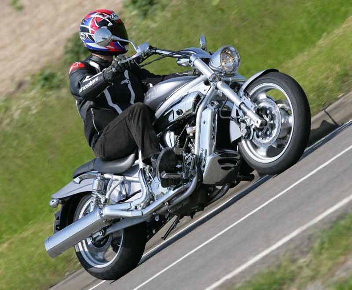 HYOSUNG GV650 AQUILA (2006-on) Review, Specs & Prices