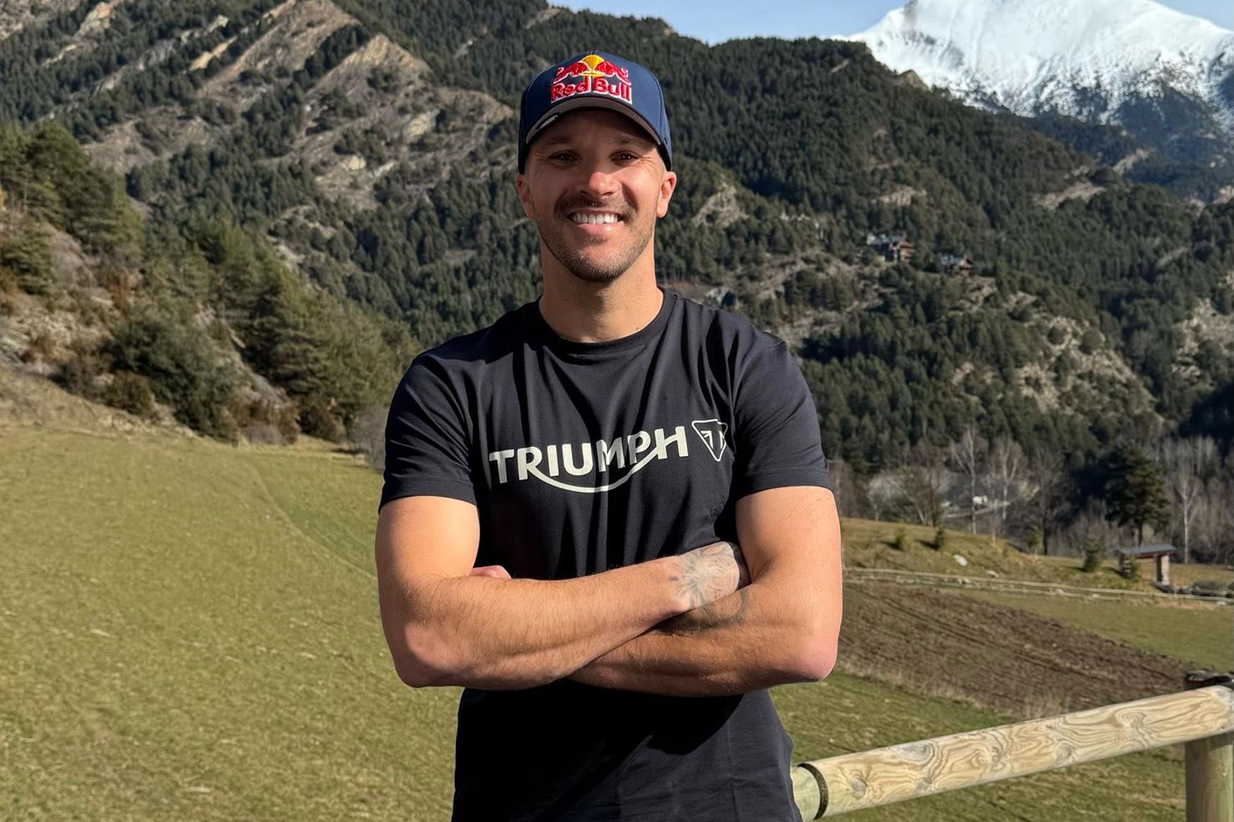 Dakar winner Sam Sunderland joins Triumph Motorcycles