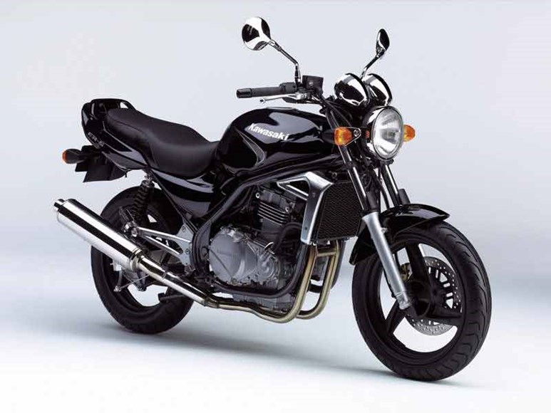 KAWASAKI ER-5 (1996-2007) Review | Speed, Specs & Prices