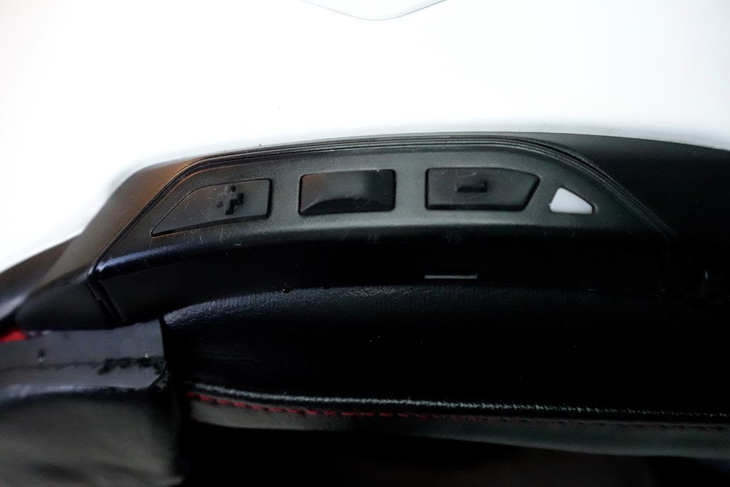 Neevesy reviews the Sena SRL3 intercom after over 15k miles