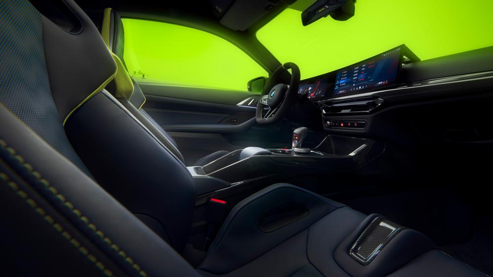 BMW honour Valentino Rossi with M4 CS Edition VR46 car