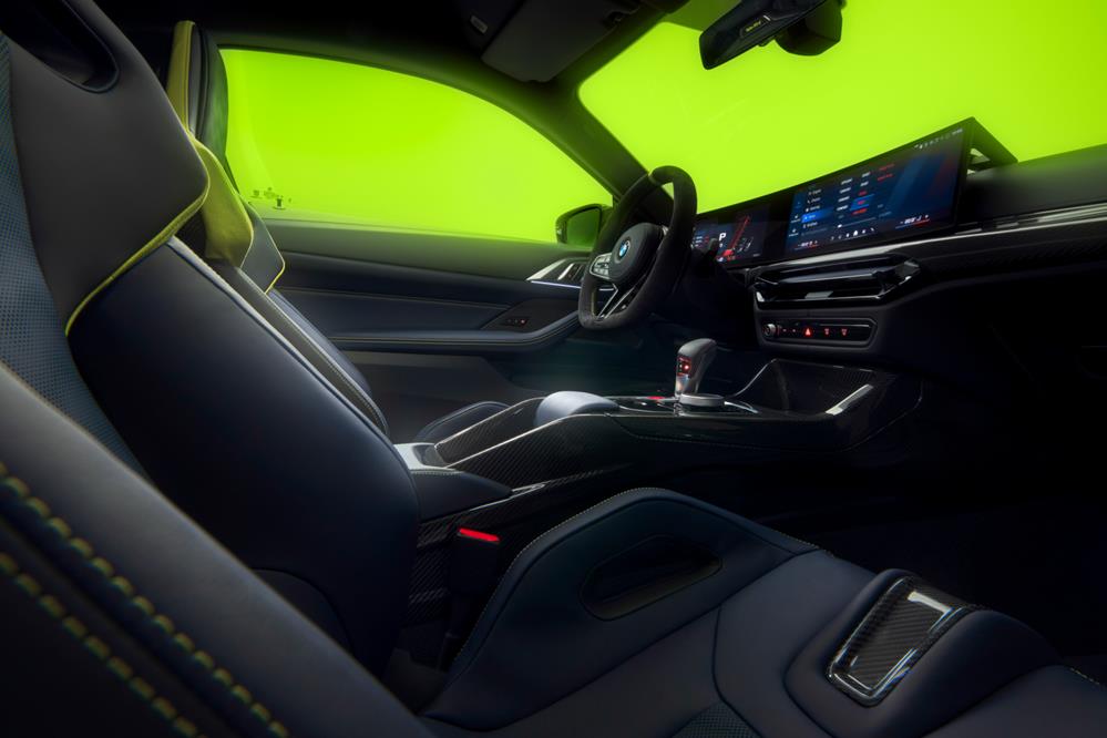 BMW honour Valentino Rossi with M4 CS Edition VR46 car