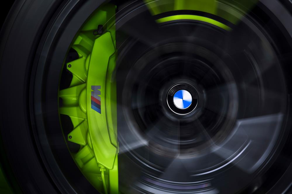 BMW honour Valentino Rossi with M4 CS Edition VR46 car