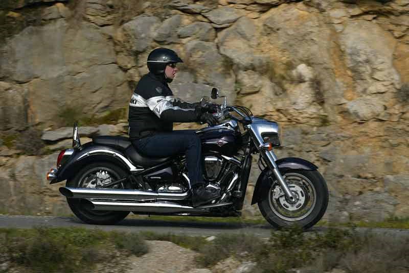 KAWASAKI VN2000 (2004-on) Review | Speed, Specs & Prices