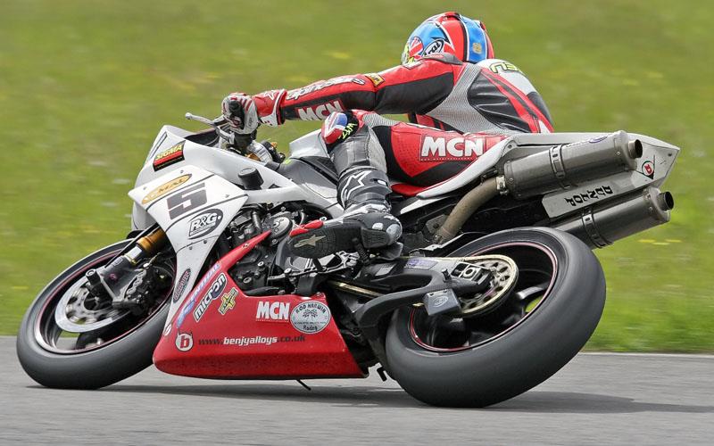 MCN's Michael Neeves - MRO Powerbike Championships at Pembrey