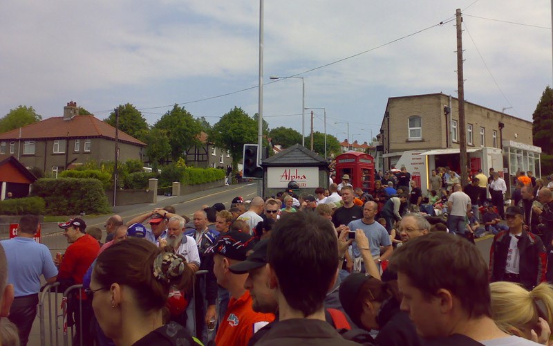 Isle of Man TT Superbikes race: Latest