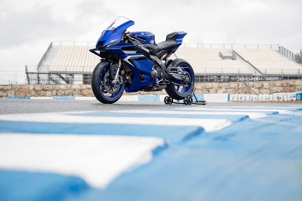 2025-on Yamaha R9 review: real world YZF supersport kicks!