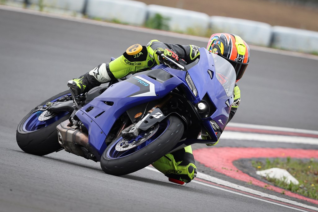 2025-on Yamaha R9 review: real world YZF supersport kicks!