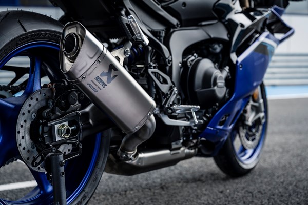 2025-on Yamaha R9 review: real world YZF supersport kicks!