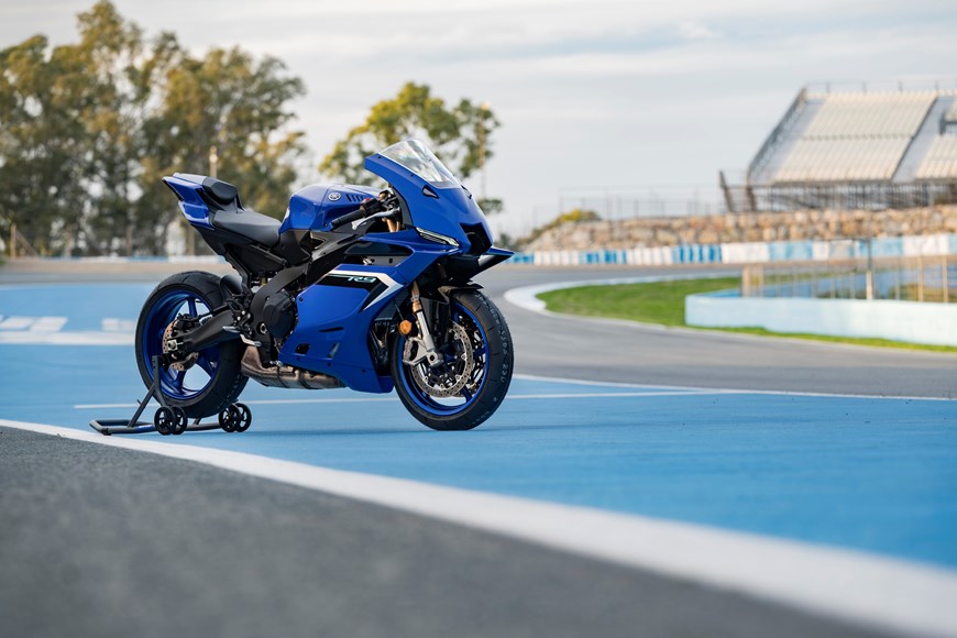 2025-on Yamaha R9 review: real world YZF supersport kicks!