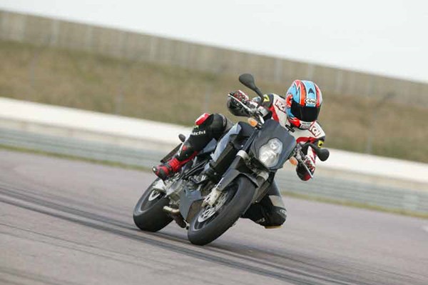 KTM 990 SUPERDUKE (2005-2013) Review | Specs & Prices