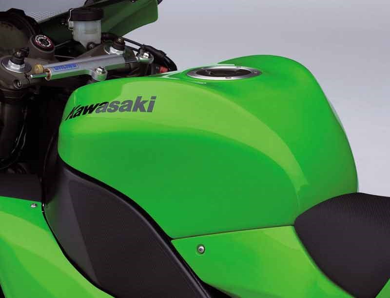 KAWASAKI ZX-10R (2006-2007) Review | Specs & Prices