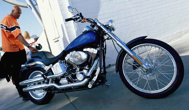 HARLEY-DAVIDSON DEUCE (1999-2005) Motorcycle Review