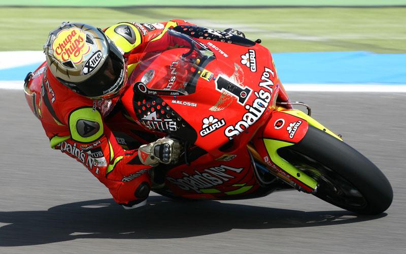 Dutch MotoGP: Jorge Lorenzo extends championship lead with Assen win