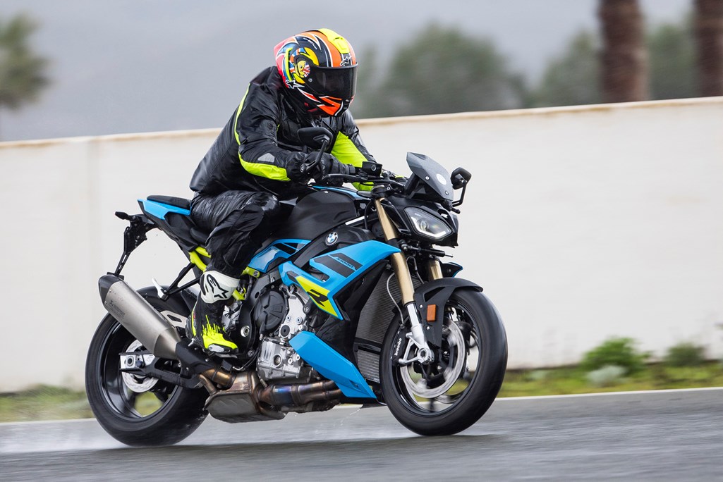 2025-on BMW S1000R review: safer and quicker than ever