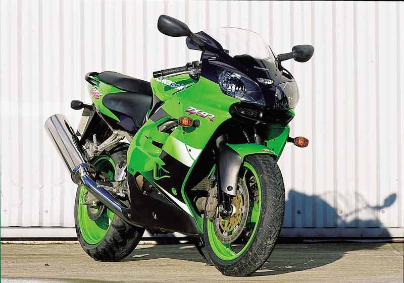 Kawasaki ZX9R (1994-2002) Review | Speed, Specs & Prices