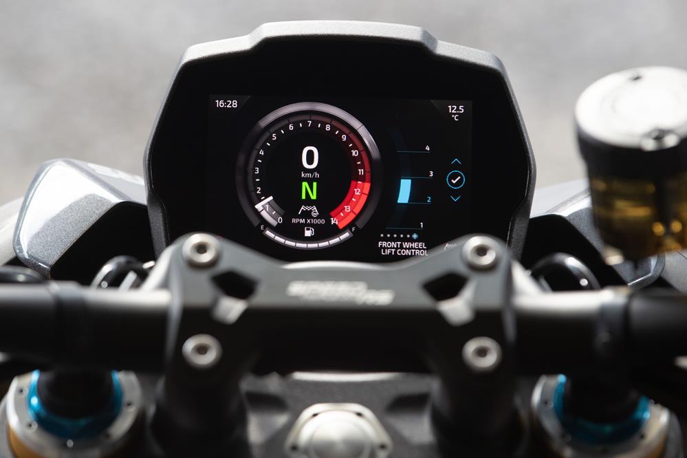 Triumph Speed Triple RS has wheelie control made easy