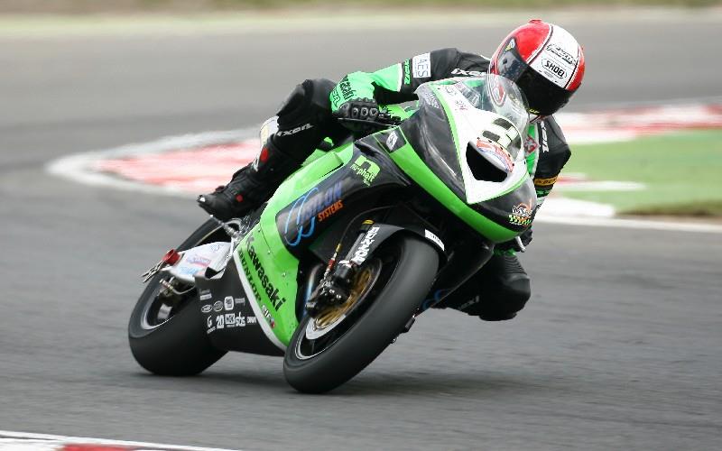 British Superbikes: Michael Rutter gets works-spec parts