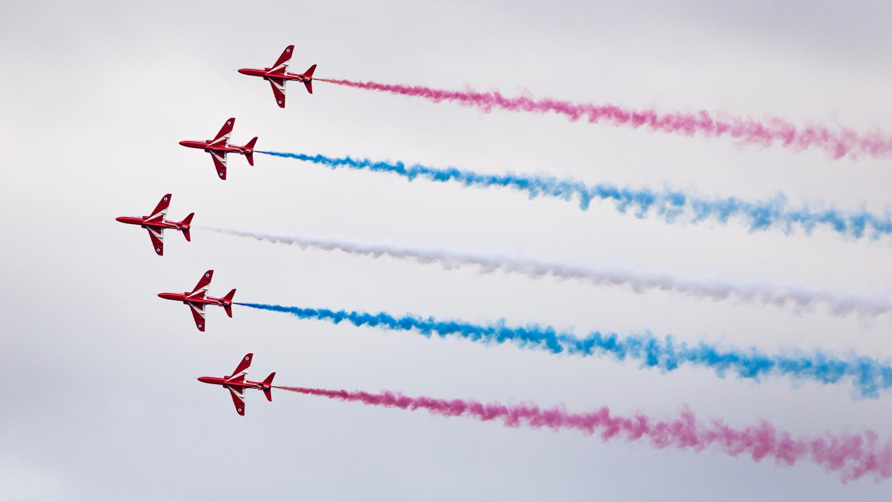 Red Arrows display team return for Isle of Man TT 2025