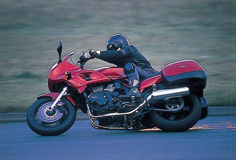 TRIUMPH SPRINT EXECUTIVE (1997-1998) Motorcycle Review