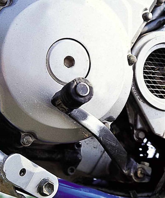 SUZUKI DR350 (1992-1999) Review | Speed, Specs & Prices