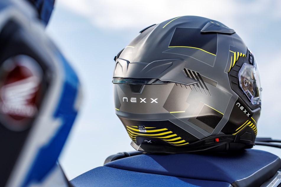 The Nexx X.WST3 is a great alternative to bigger brands