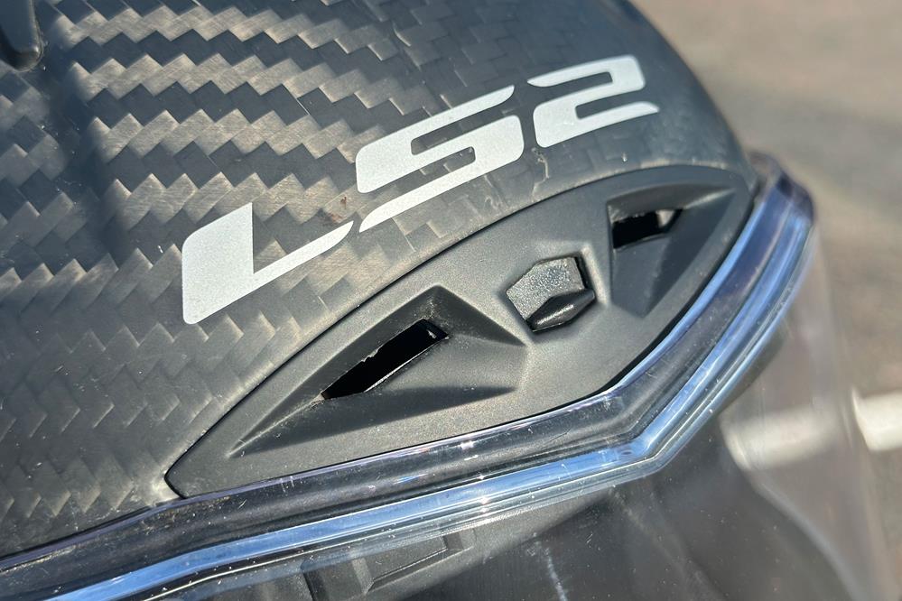 LS2 Thunder GP Aero, "I just can’t help but be taken by it"