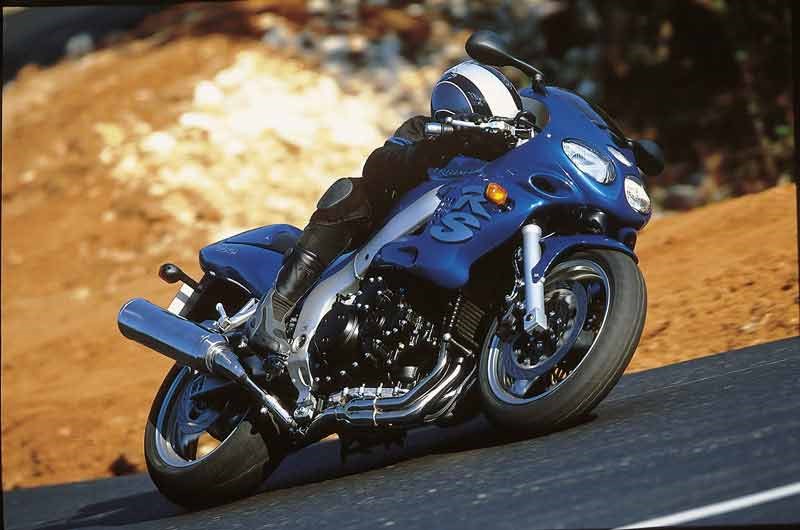 TRIUMPH SPRINT RS (1999-2004) Review | Specs & Prices