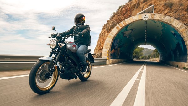 Yamaha make tiny tweaks to their XSR125 range for Euro5+