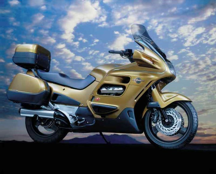 HONDA ST1100 PAN EUROPEAN (1989 - 2001) Review