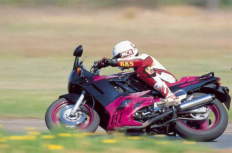 SUZUKI GSX600F (1996-2000) Review | Speed, Specs & Prices
