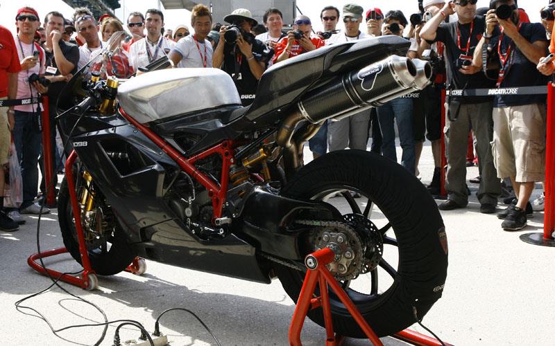 British Superbikes: No decision yet for Ducati's BSB future