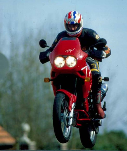 TRIUMPH TIGER 900 (1993-1998) Review | Specs & Prices