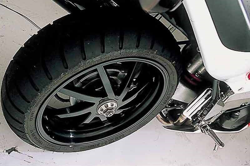 HONDA RC45 (1994-1999) Review | Speed, Specs & Prices