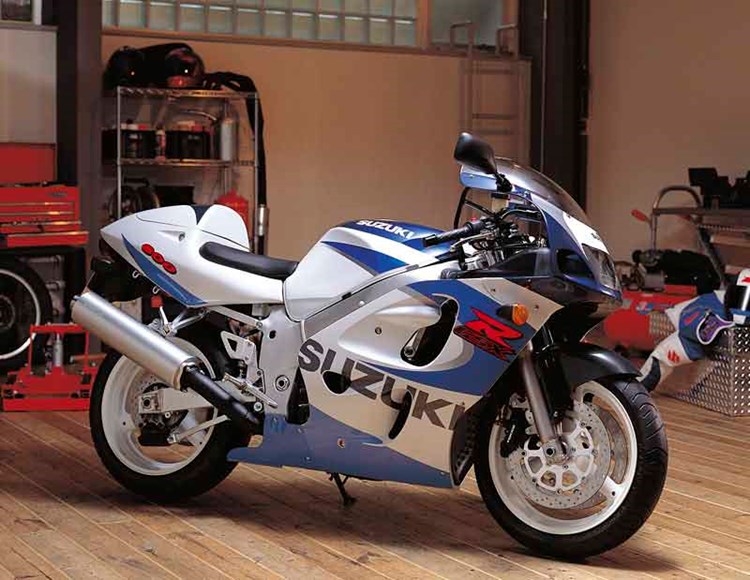 SUZUKI GSX-R600 (1996-2000) Review | Specs & Prices